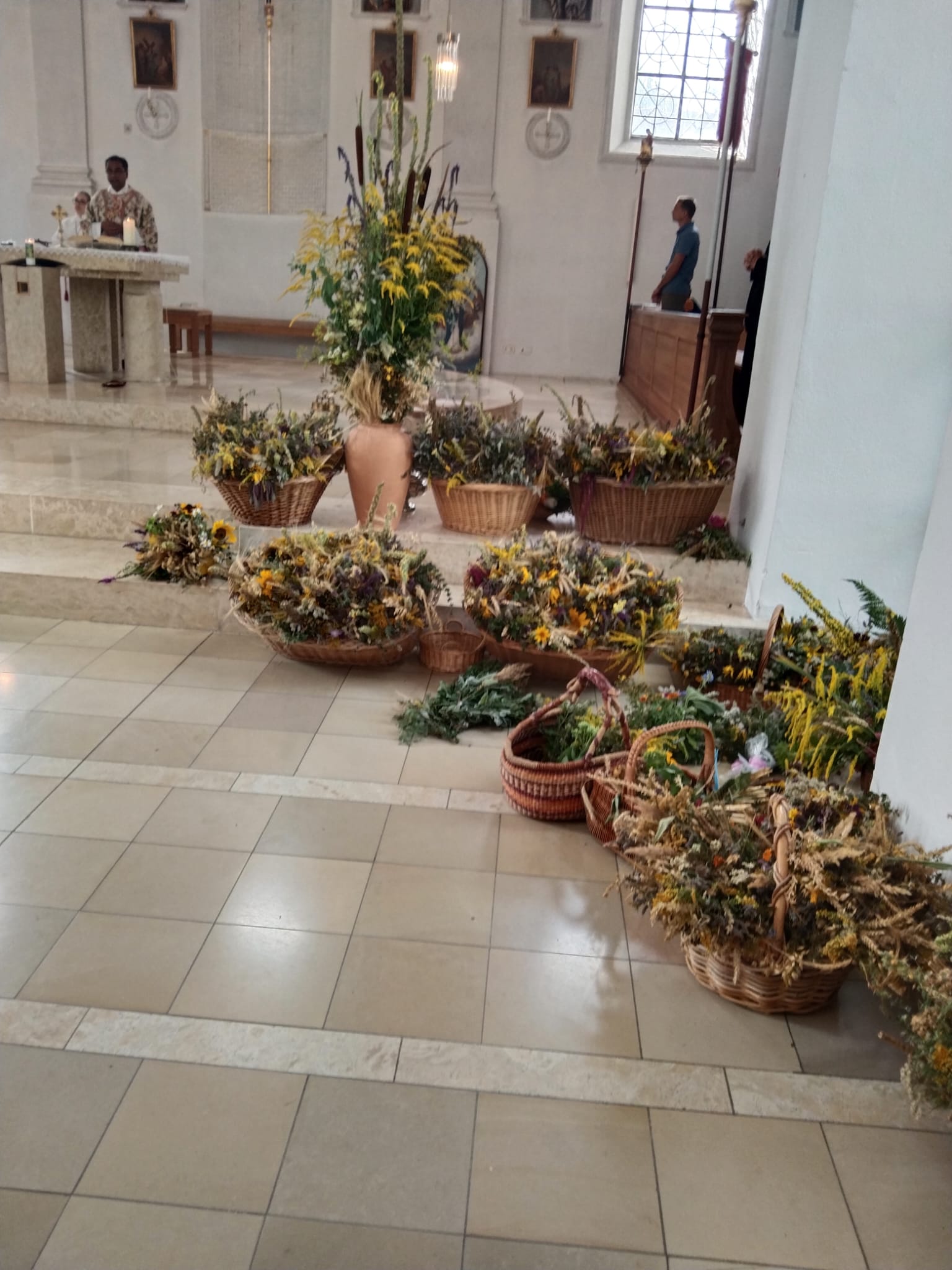 Gartenfreunde Utting am Ammersee - 2022 Kräuterbuschen binden